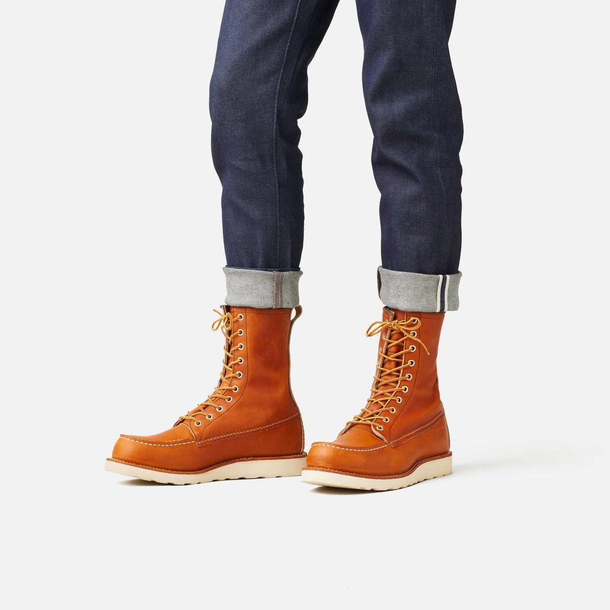 877 8" Classic Moc Toe Oro Legacy – Red Wing